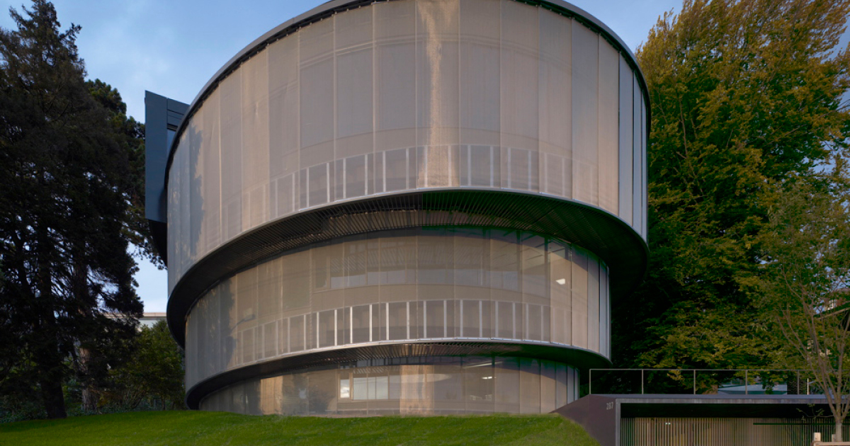 Commercial architecture